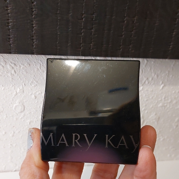 Mary Kay | Makeup | Mary Kay Black Compact | Poshmark